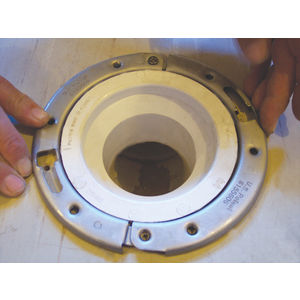 Two Piece 409 Stainlesss Steel THE CLAM Closet Flange | Fastenal